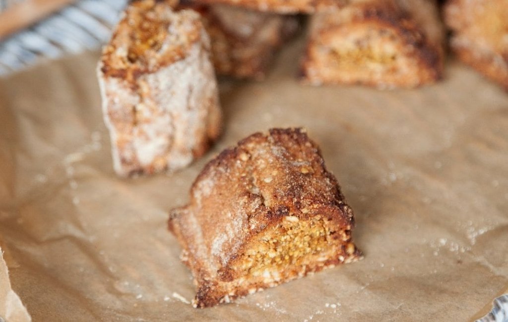 Cinnamon Fig Rolls - Mel Wells